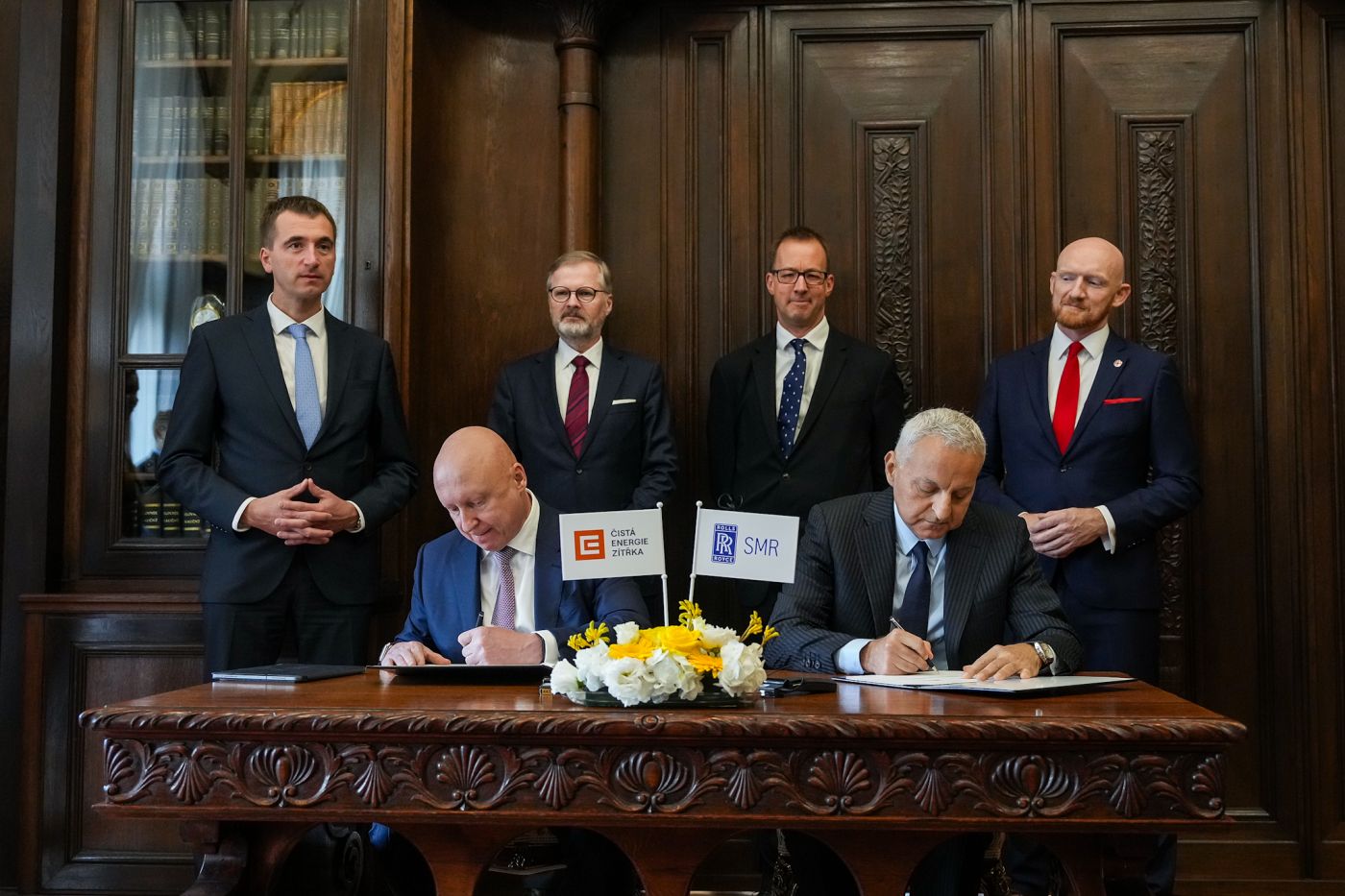 Rolls-Royce SMR and CEZ Group: New Partnership for Clean Energy in ...